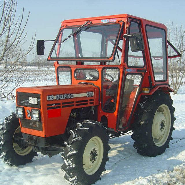 OMGA | Cabine personalizzata il trattore Same Delfino